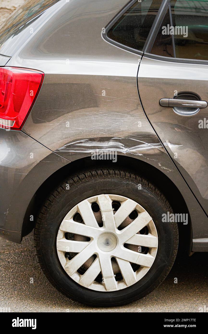 Car crash cause hi-res stock photography and images - Alamy