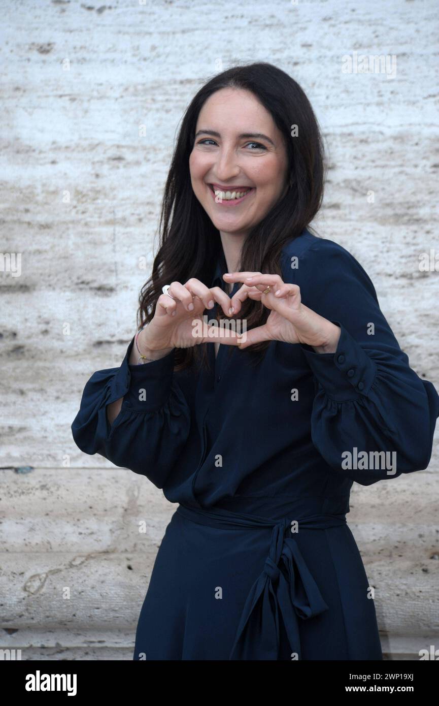 Anna ravel hi-res stock photography and images - Alamy