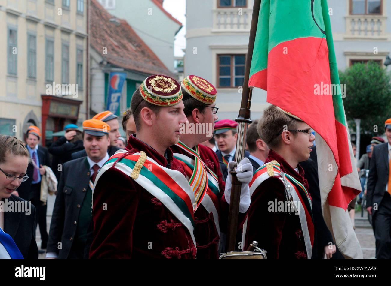 fraternity and sorority oder greek-letter organisation at college or ...