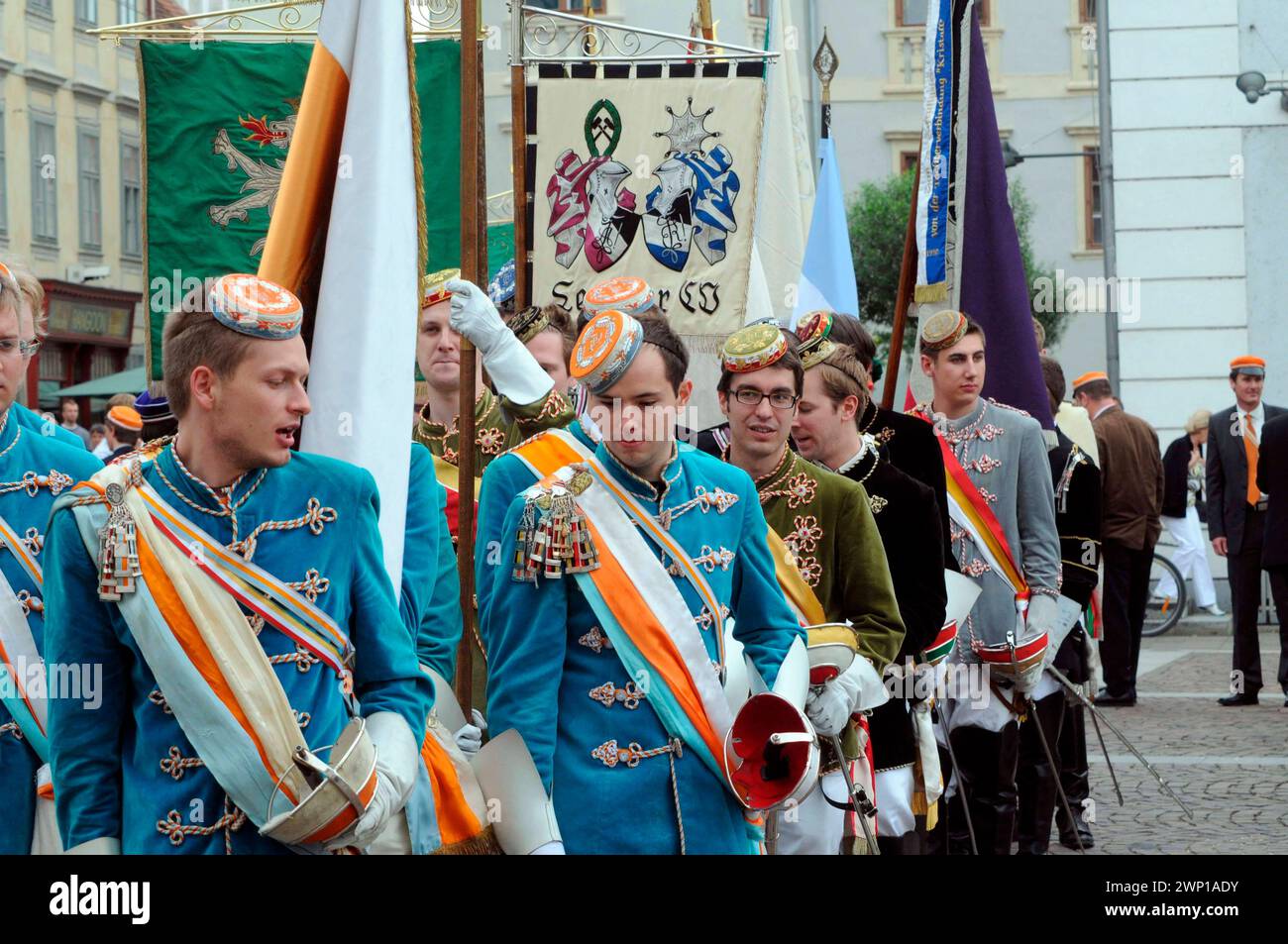 fraternity and sorority oder greek-letter organisation at college or ...