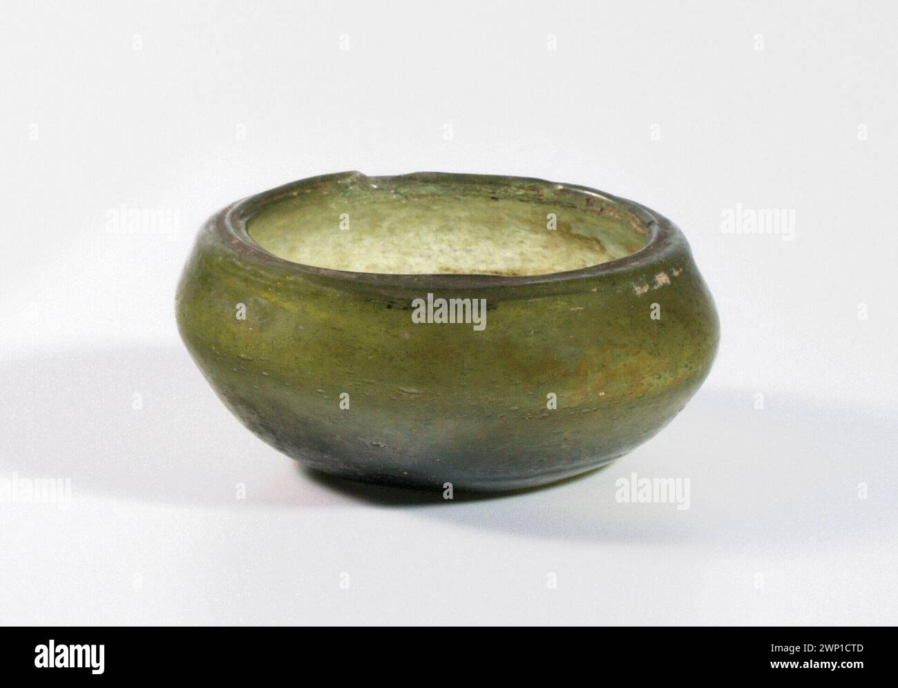 10th-century Persian bowl from Islamic art, part of Władysław Semerau ...
