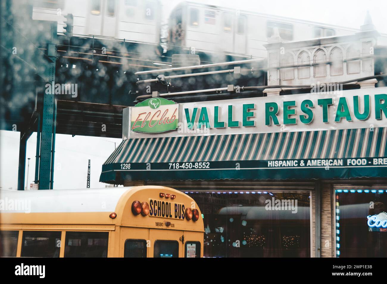 New York street on a cloudy day Stock Photo - Alamy