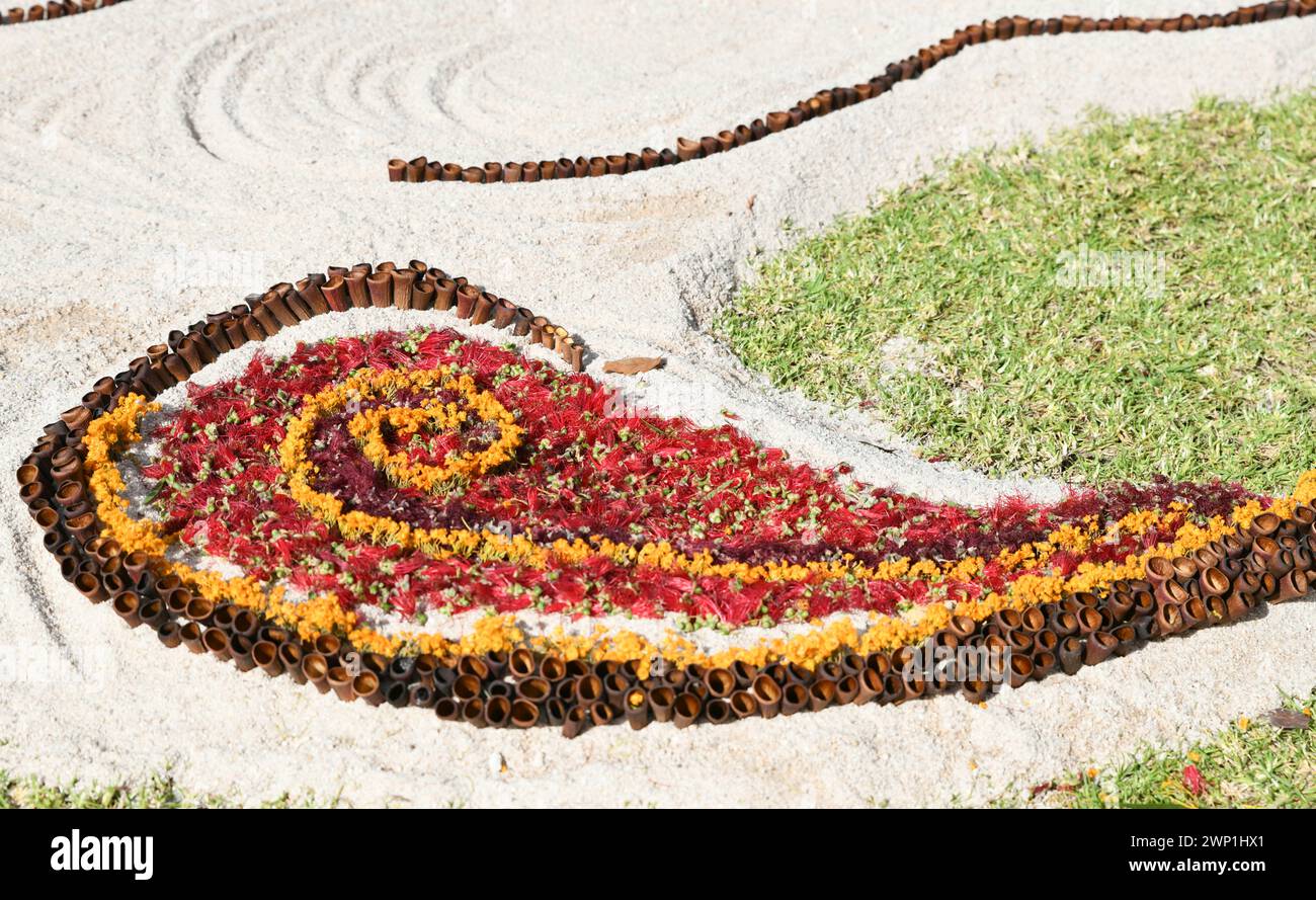 Aboriginal house australia hi-res stock photography and images - Alamy