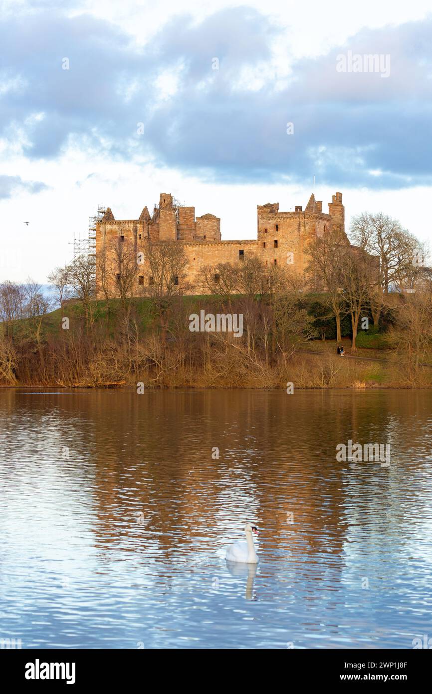 View of Linlithgow Palace ,Birthplace of Mary Queen of Scots, on a ...