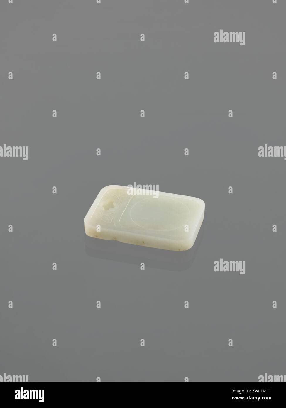 Ceramic ink stones hi-res stock photography and images - Alamy