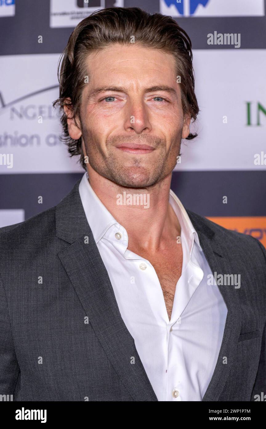 Mike Markoff bei der Eröffnung vom 19. Los Angeles, Italia - Film ...