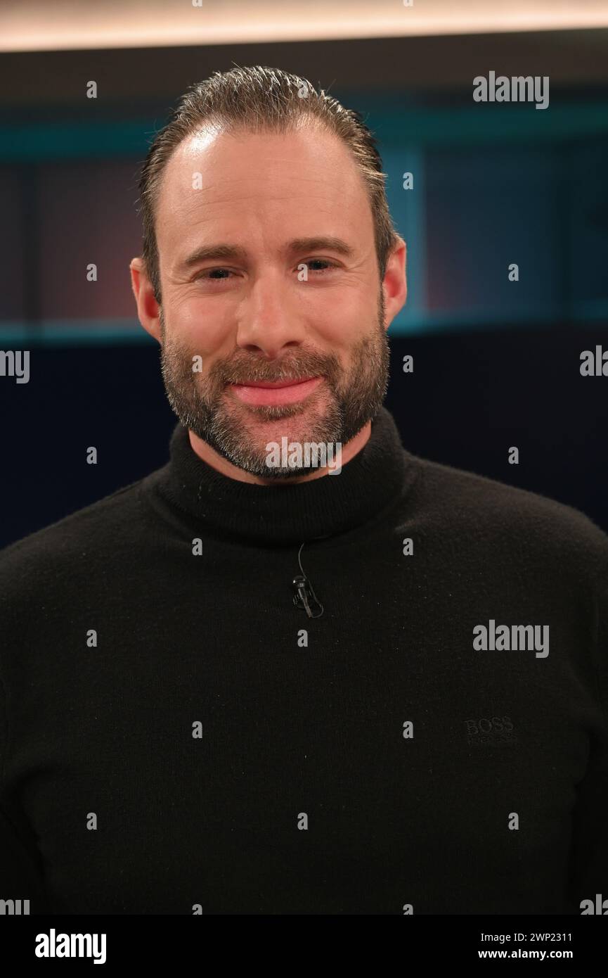 Otto bulletproof hi-res stock photography and images - Alamy