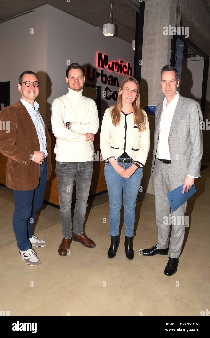 Dr Michael Ruoff FDP Stadtvorsitzender Phil Hackemann FDP Europa Wahl ...