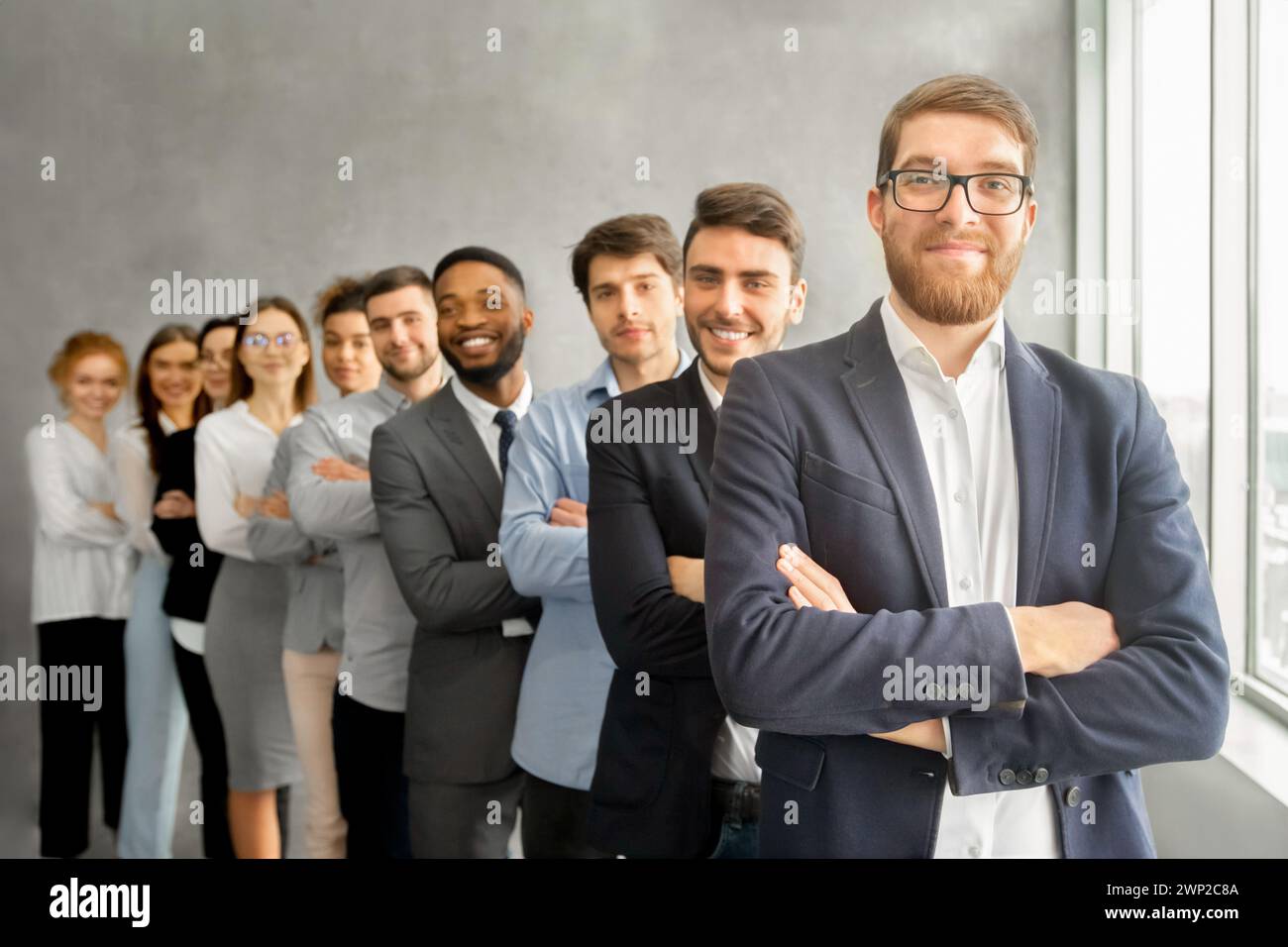 Black line headed hi-res stock photography and images - Alamy