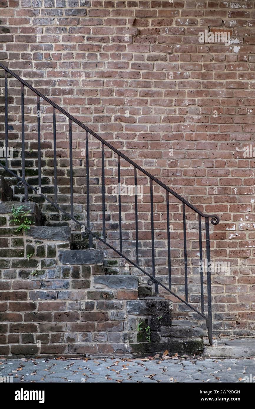 Very old stairway hi-res stock photography and images - Alamy