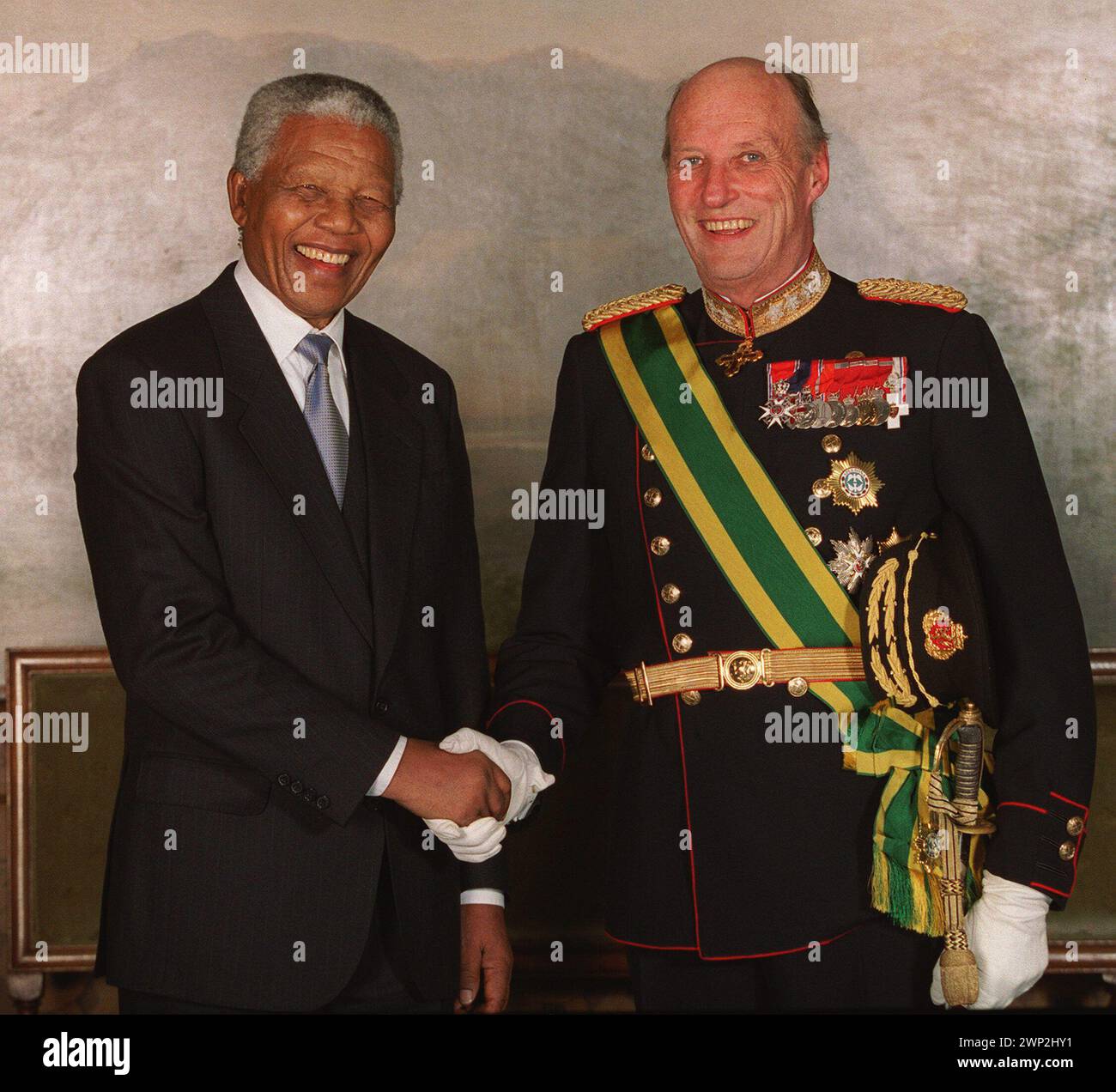 President Nelson Mandela on a state visit to Norway. King Harald and ...