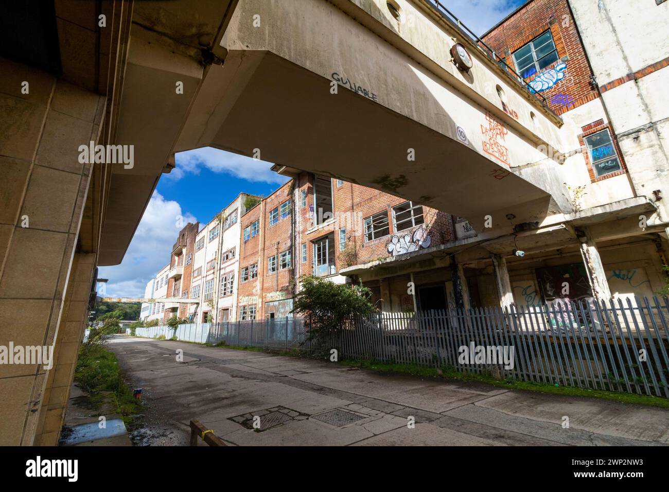 Abandoned dairy factory exterior hi-res stock photography and images ...