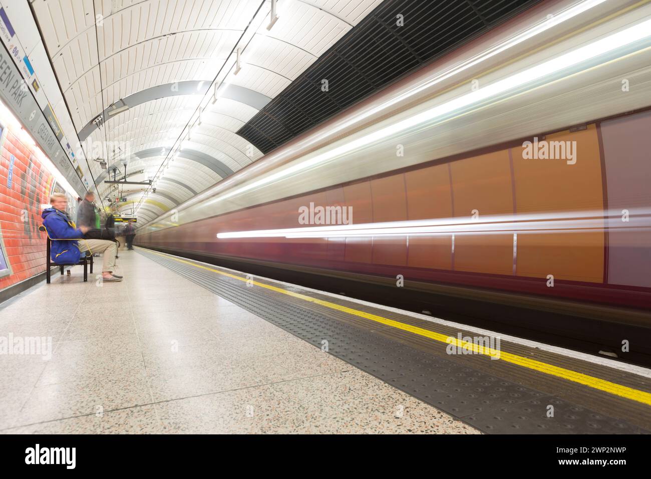 UK, London, Edgware Road underground train station Stock Photo - Alamy