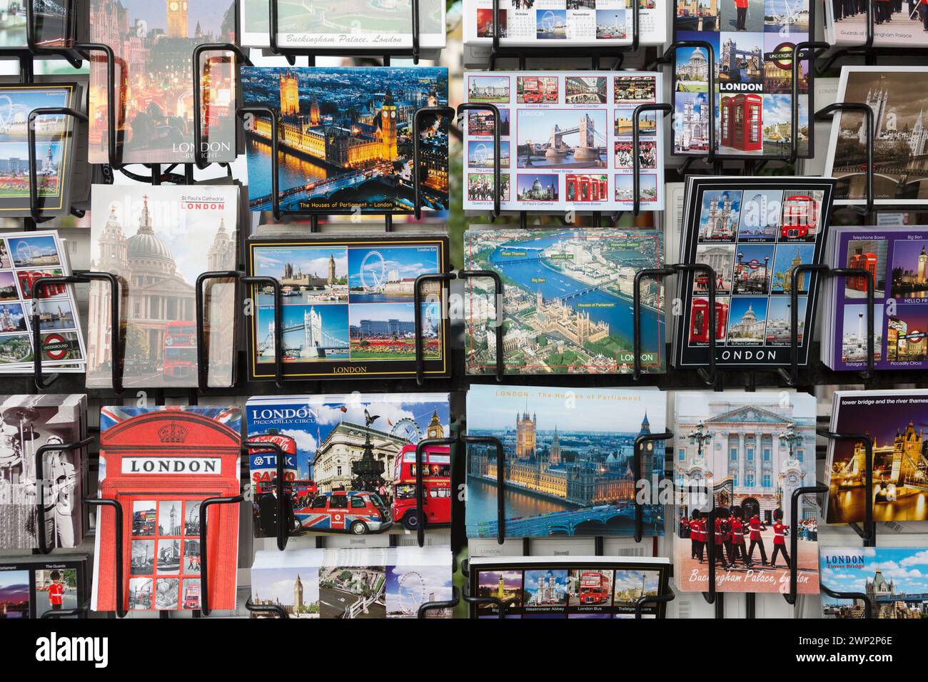 London postcards for sale hi-res stock photography and images - Alamy
