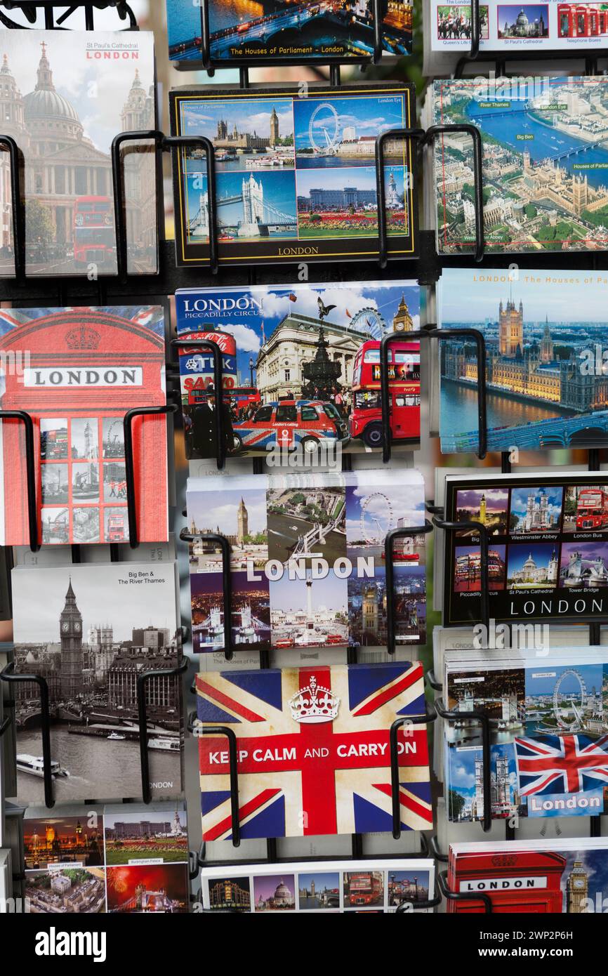 London postcards for sale hi-res stock photography and images - Alamy