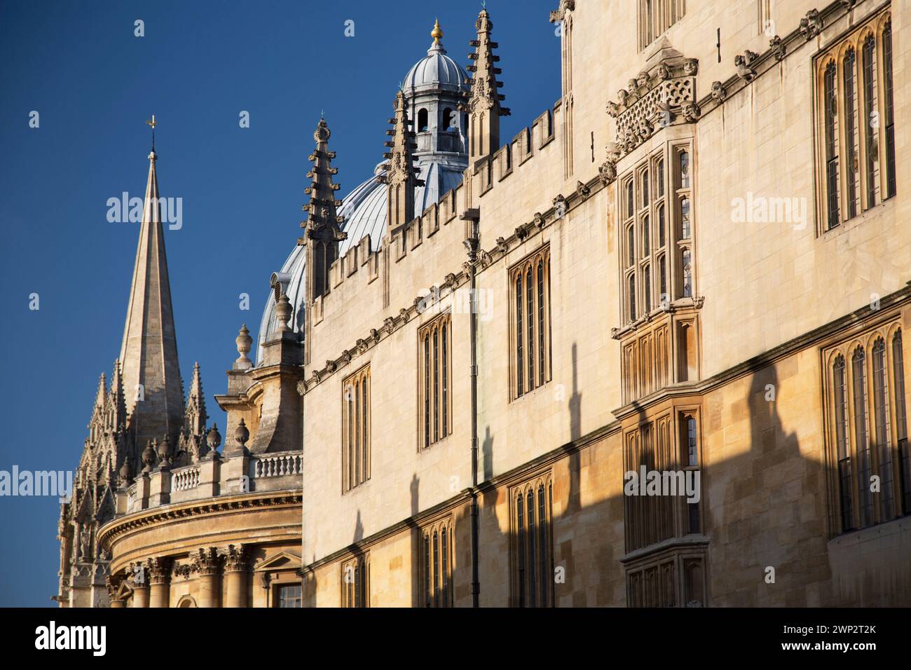 Oxford spires hi-res stock photography and images - Alamy