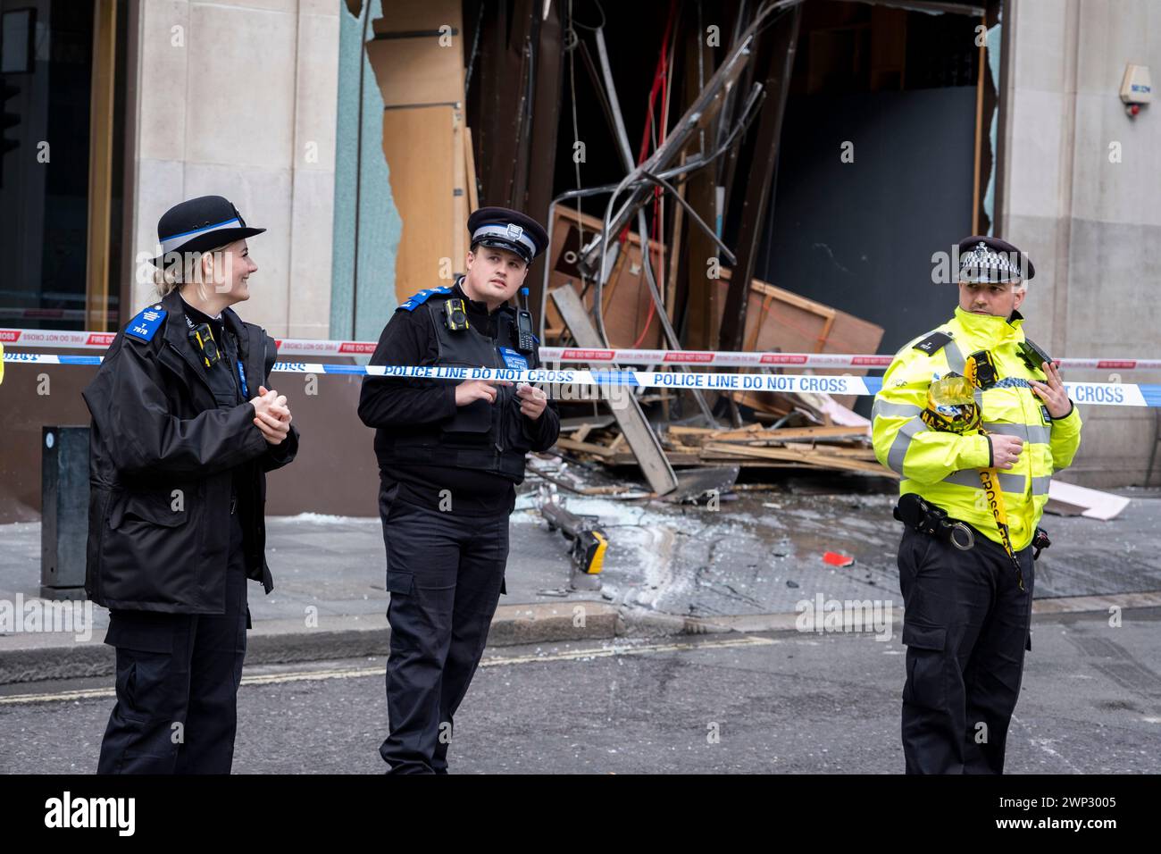 Aftermath of a double-decker bus crash which took place on New Oxford ...