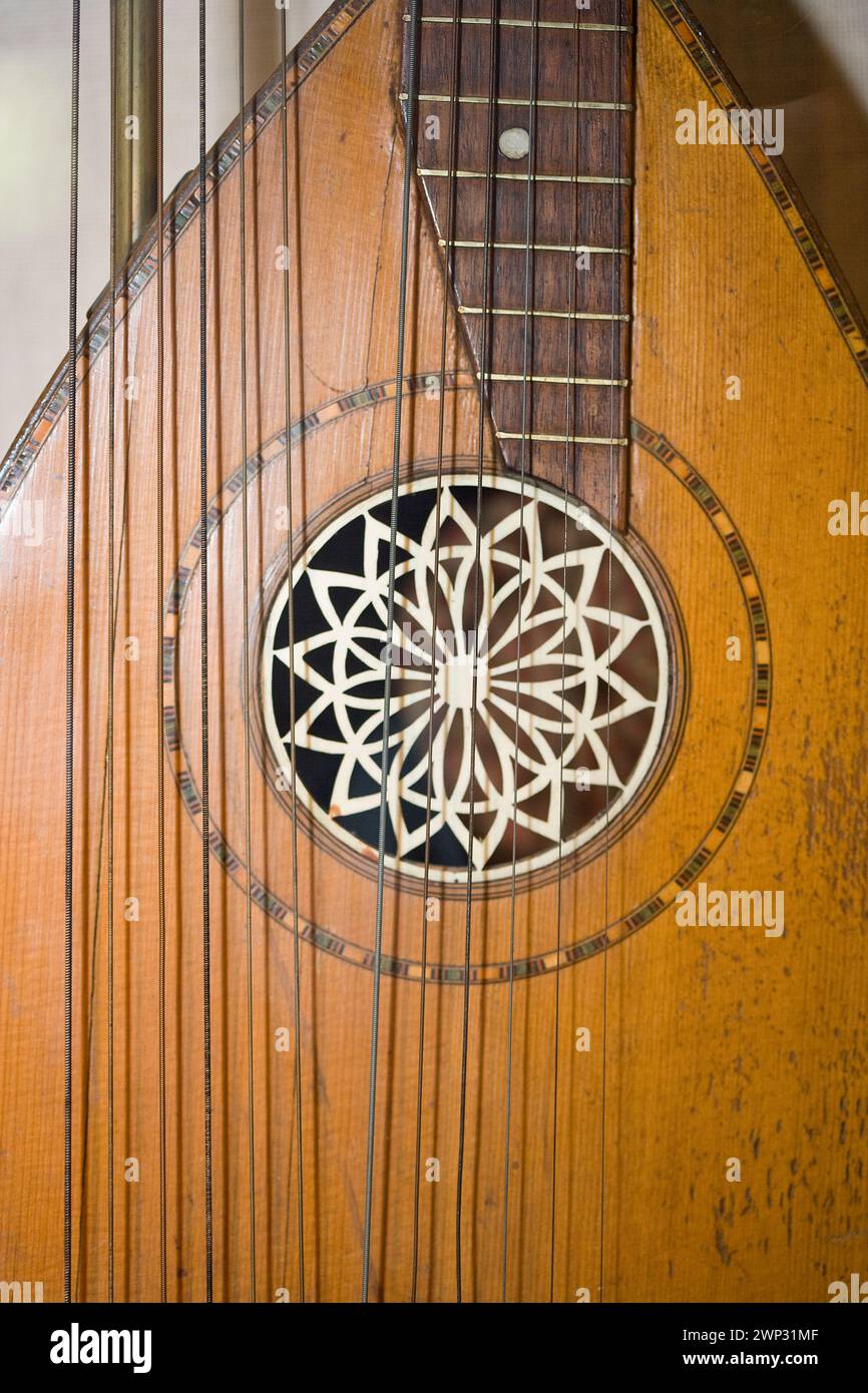 Lutes musical instruments hi-res stock photography and images - Alamy