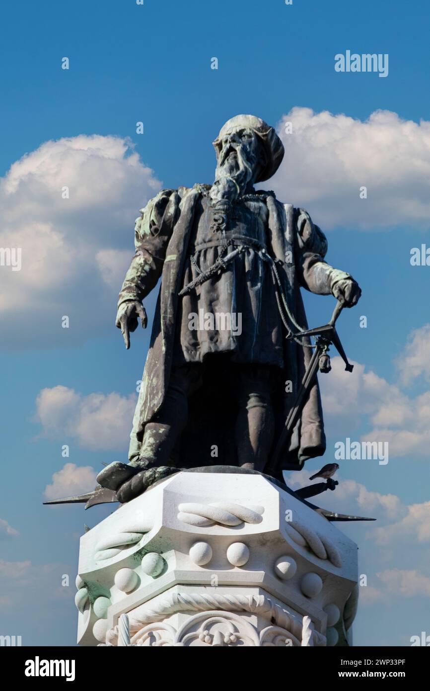 Afonso de Albuquerque Square, This dramatic statue commemorates the ...