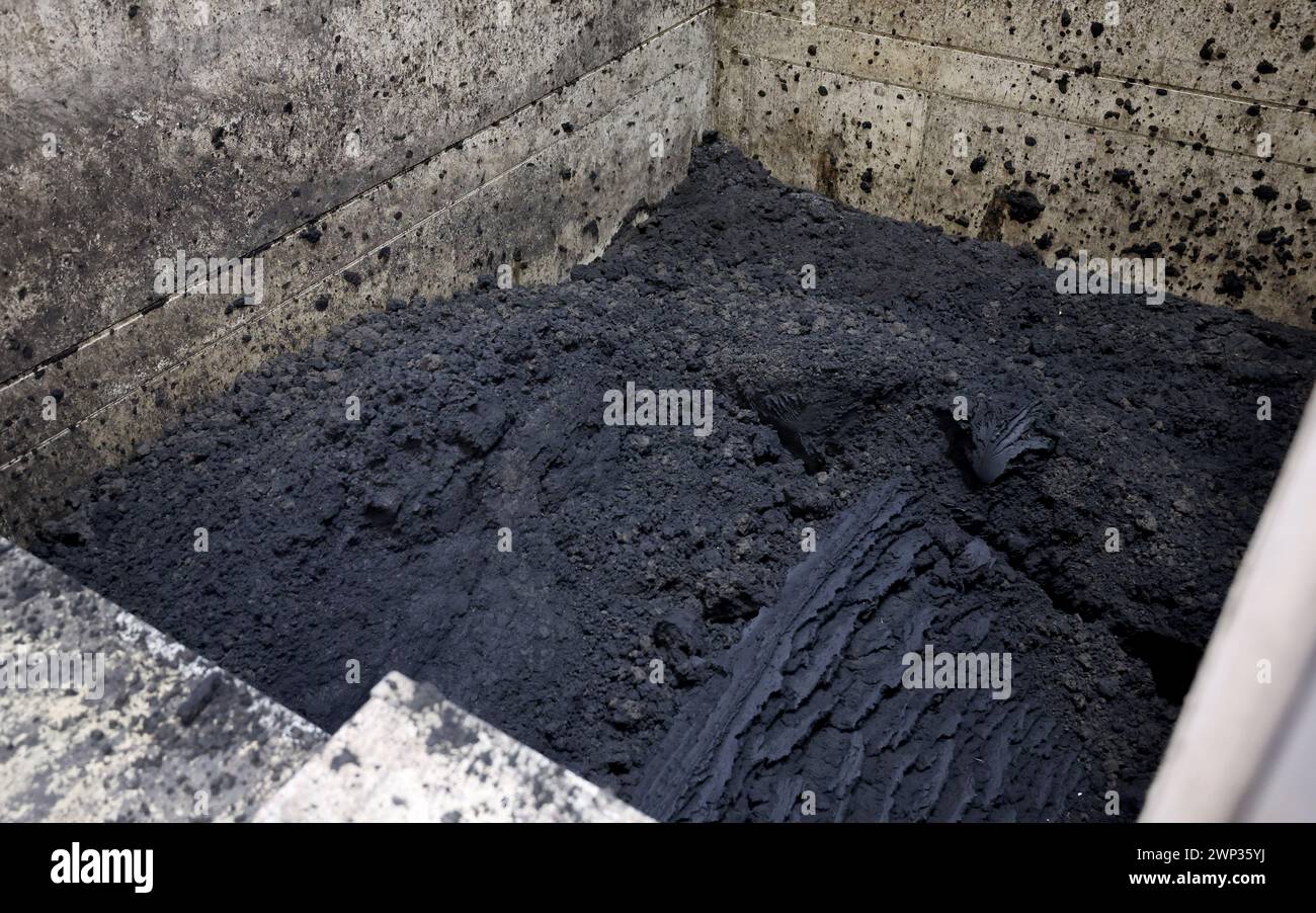 Waste to energy operations hi-res stock photography and images - Alamy