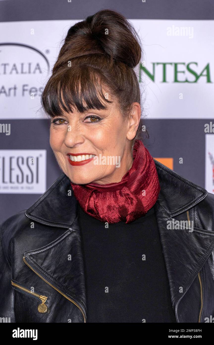 Brenda cooper hi-res stock photography and images - Alamy