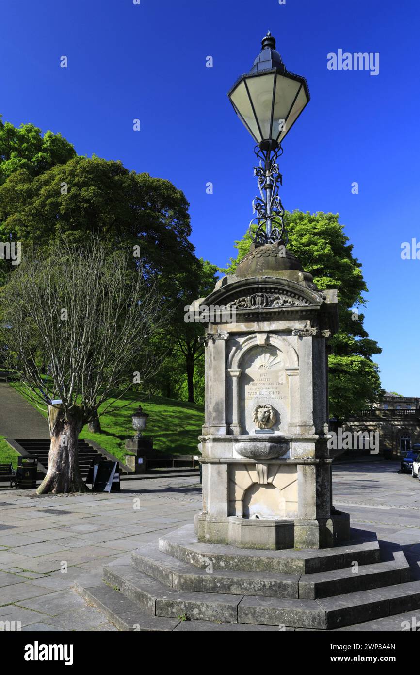 The Samuel Turner memorial, Buxton town, Peak District National Park ...