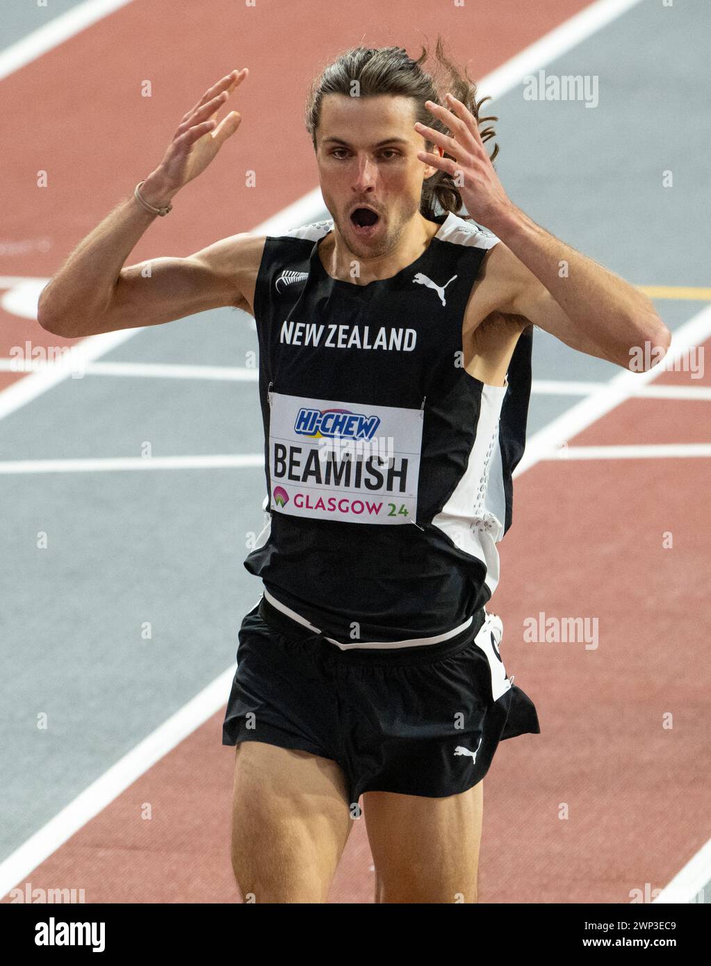 Geordie Beamish of New Zealand celebrates his win the 1500m men’s final ...