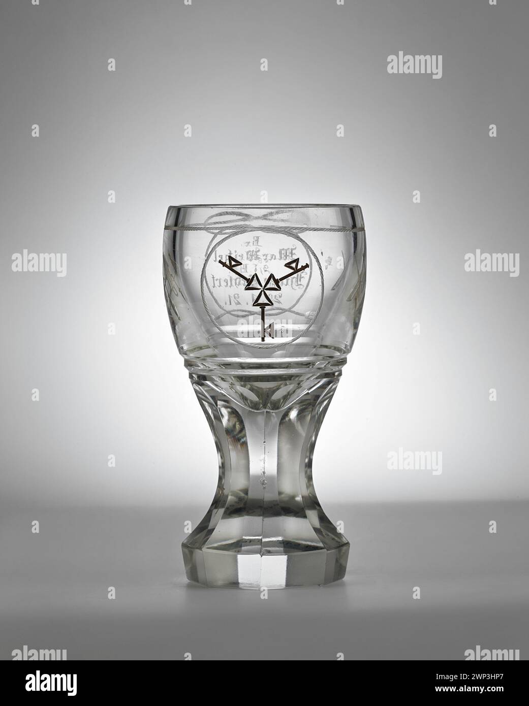 Key masonic symbol hi-res stock photography and images - Alamy