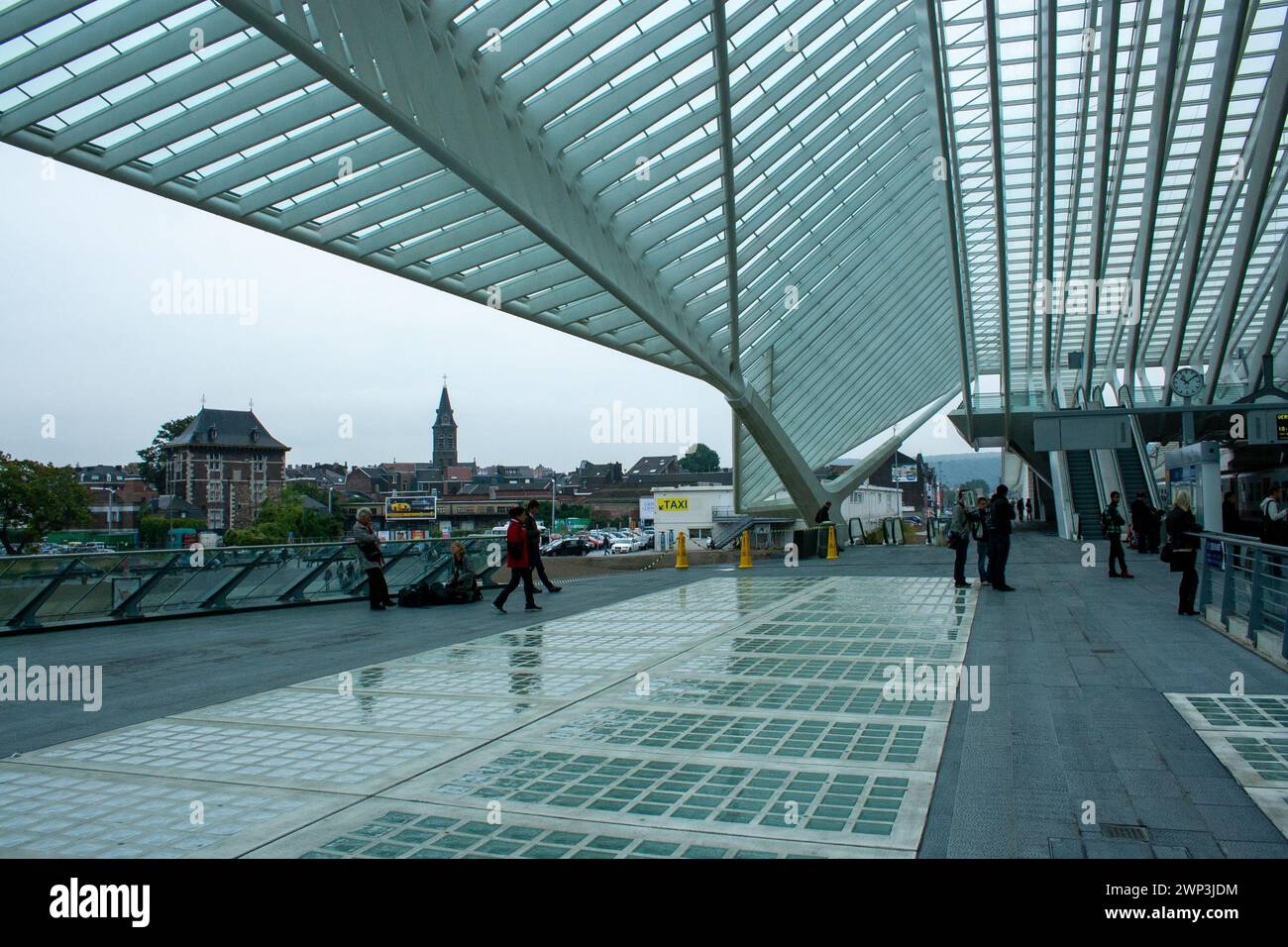 Liège-Guillemins modern railway station designed by architect Santiago ...