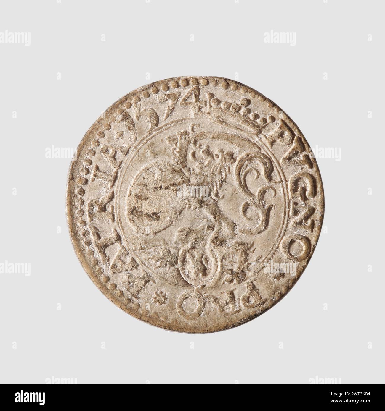 Lew z mieczem i tarcza ikonogr hi-res stock photography and images - Alamy