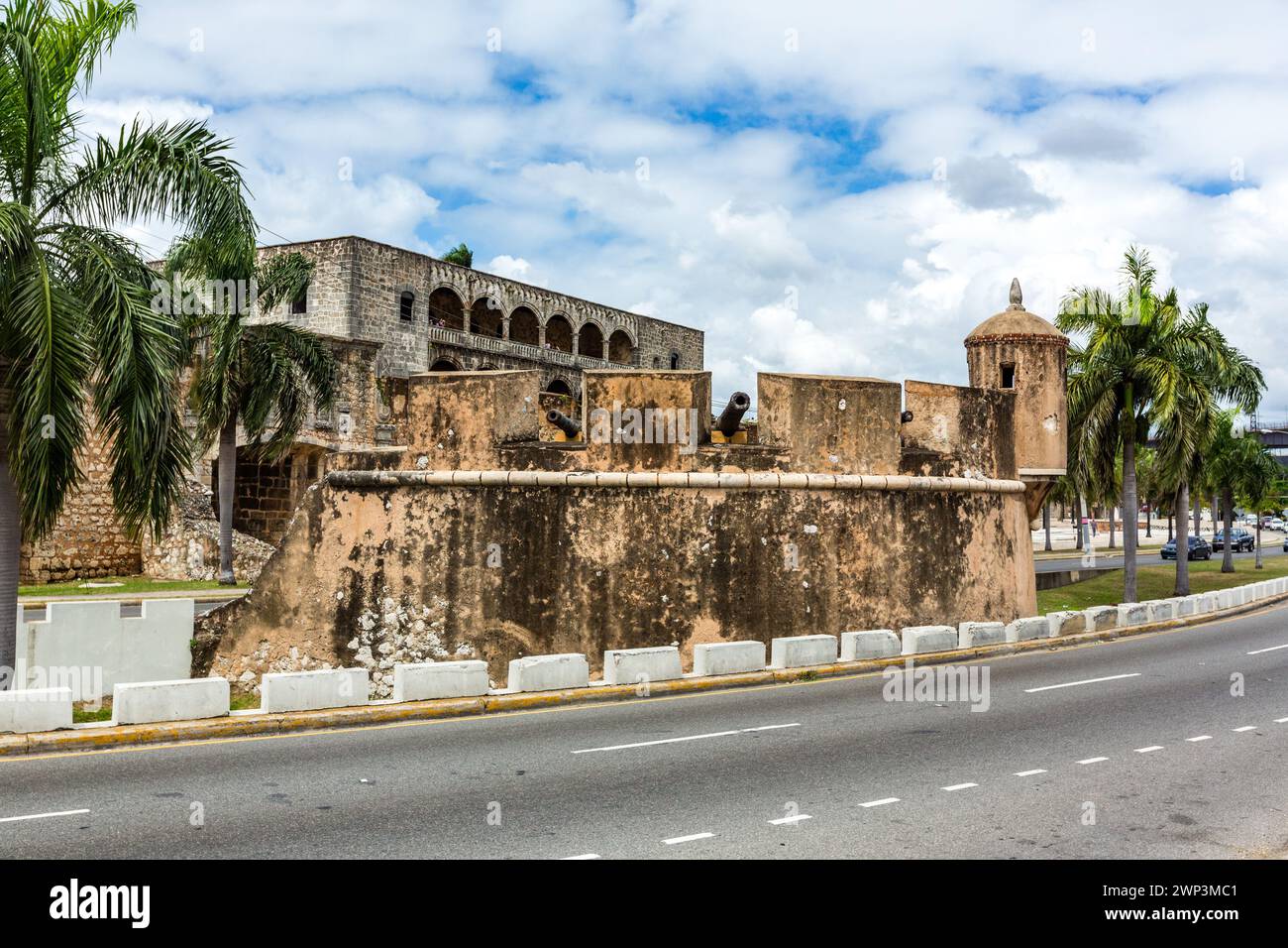 Fort San Diego protected the old Colonial City of Santo Domingo ...