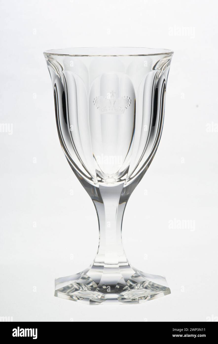 Glass item produced during 1920-1939, exemplifying European interwar ...