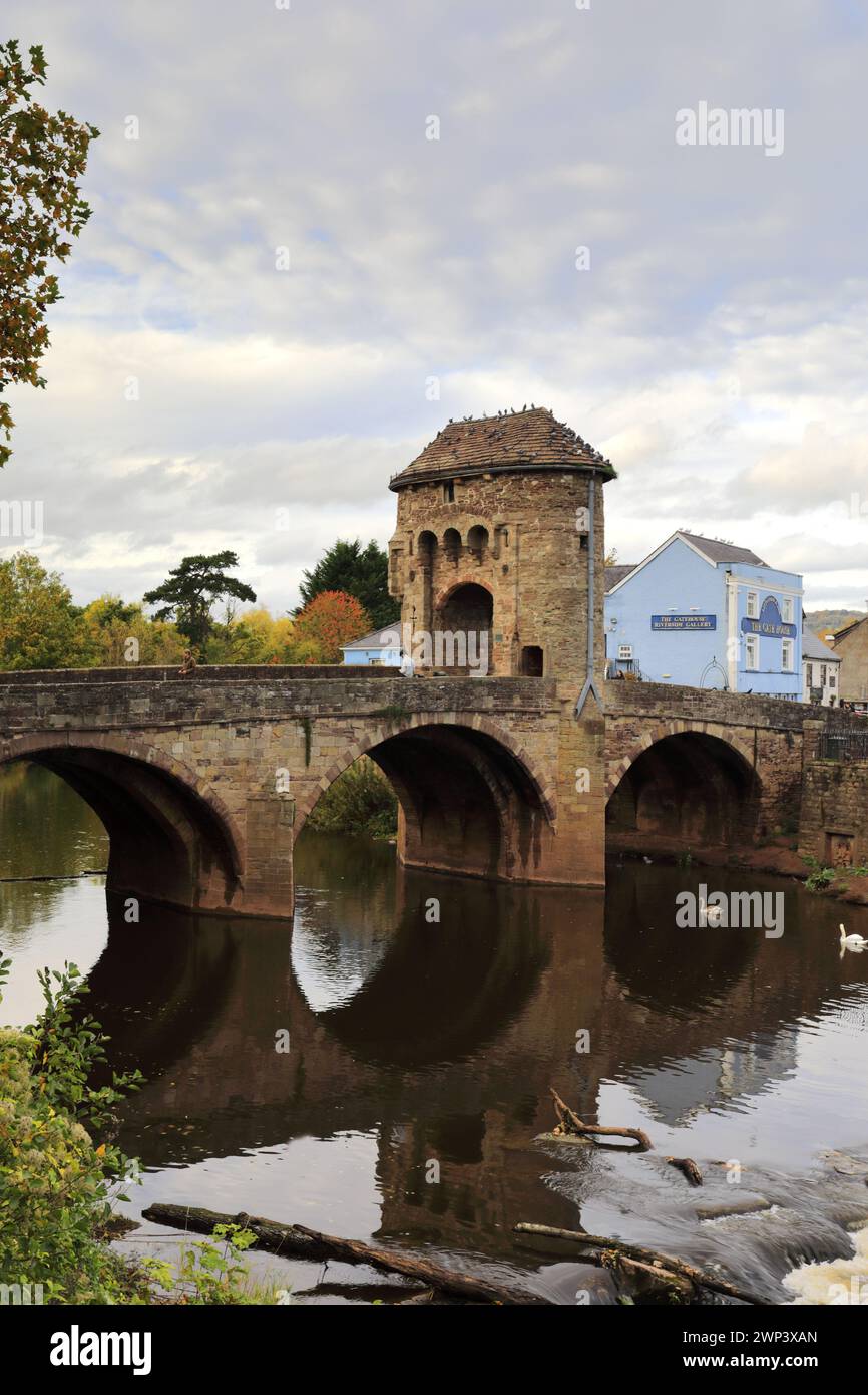 The Monnow Bridge across the River Monnow with its gatehouse on the ...