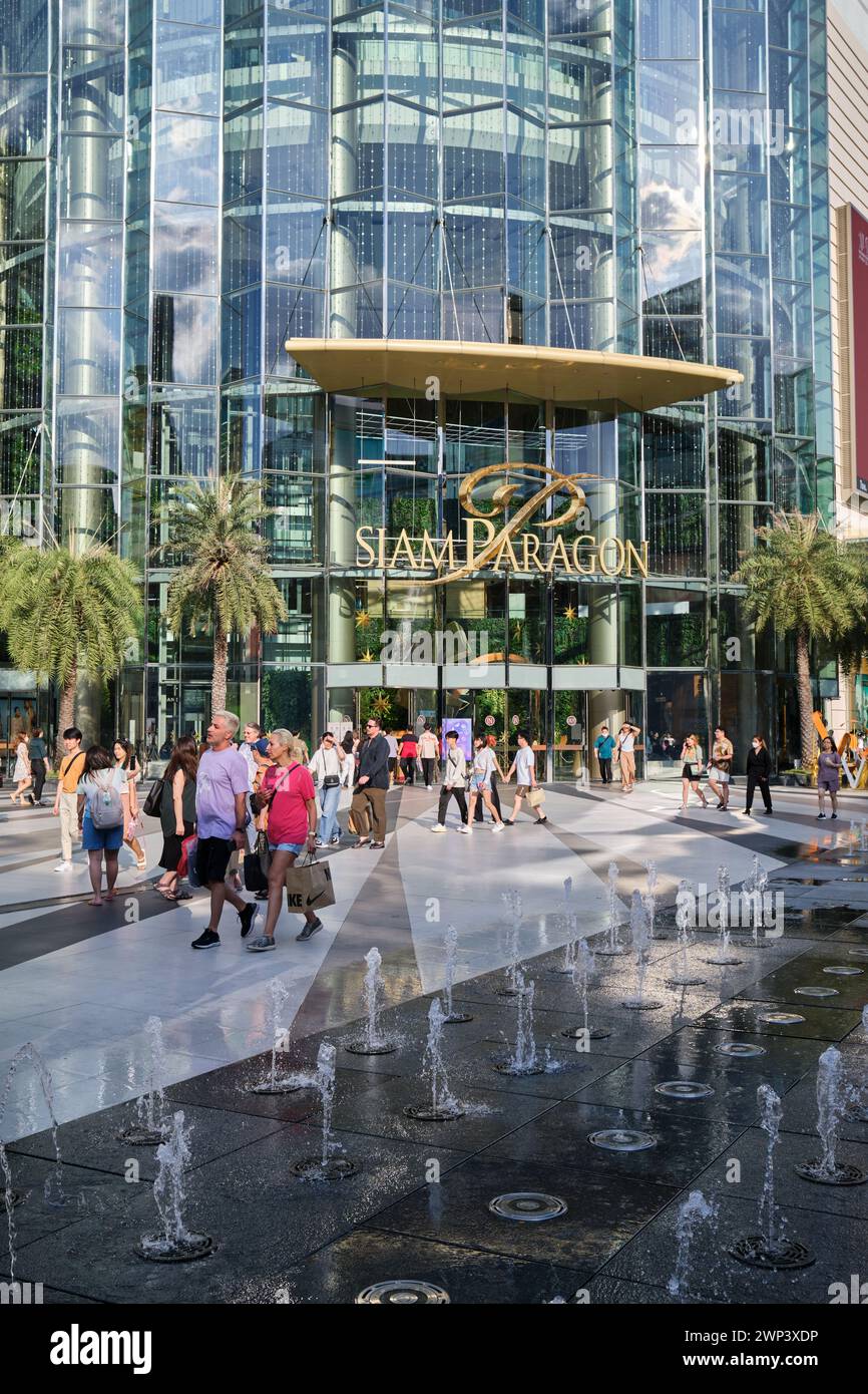 Siam Paragon Bangkok Thailand Stock Photo - Alamy