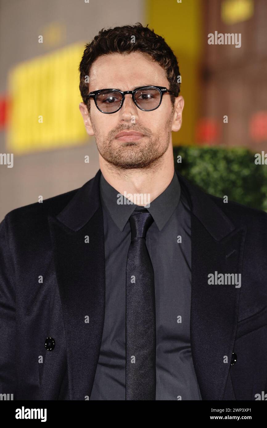 Theo James attends the premiere of the Netflix series The Gentlemen at ...