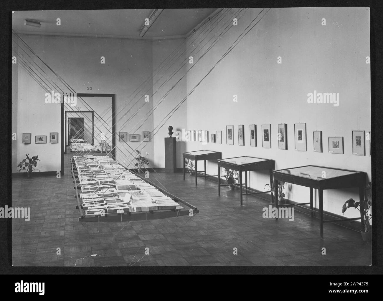 Artwork in interiors Black and White Stock Photos & Images - Alamy