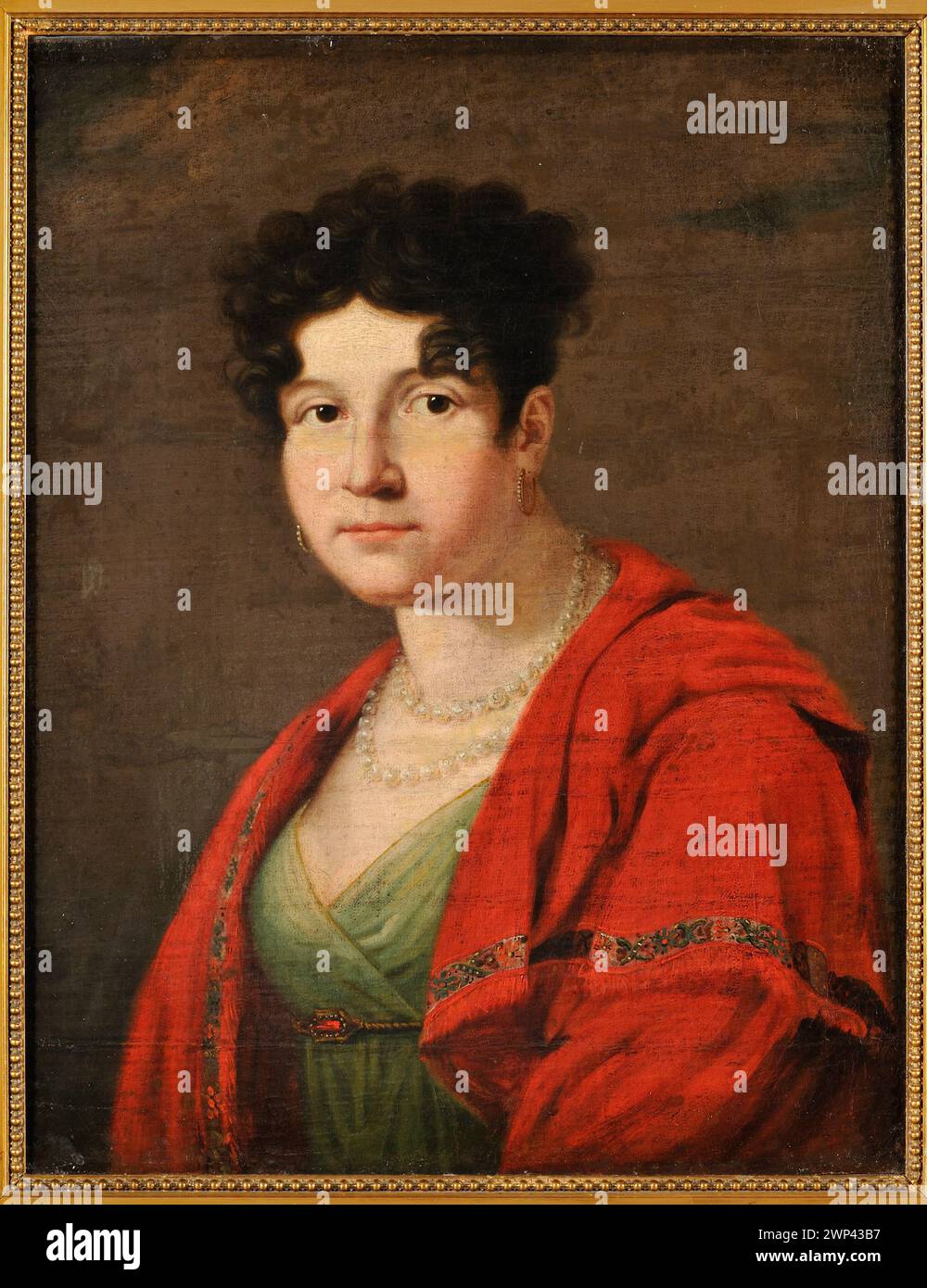 Pearls, portraits of en trois-quarts, female portraits, portraits in ...