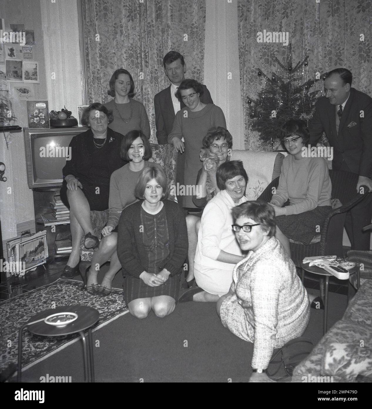 1960s family hi-res stock photography and images - Alamy