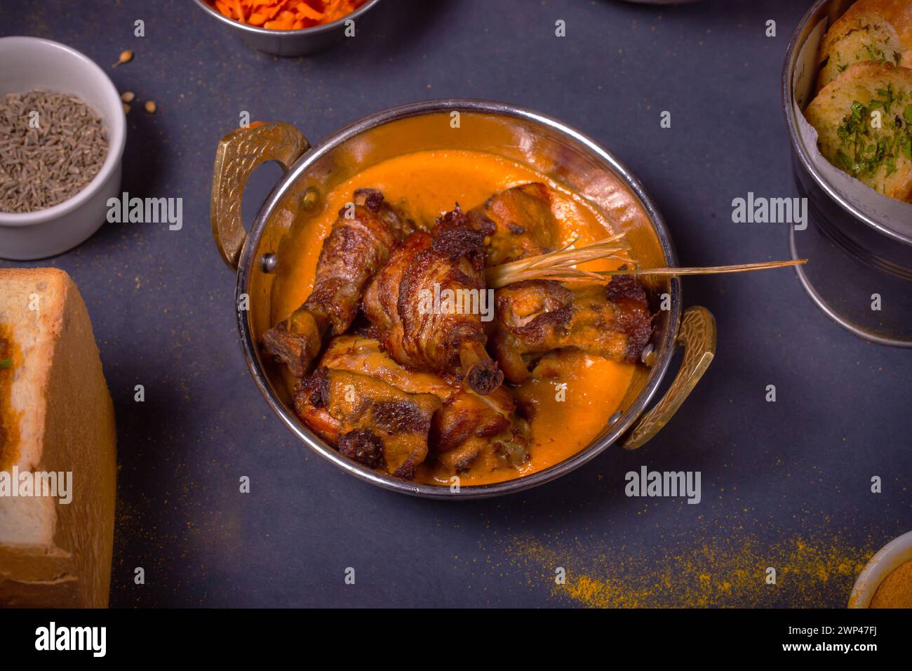 butter chicken curry in a buffet Stock Photo - Alamy