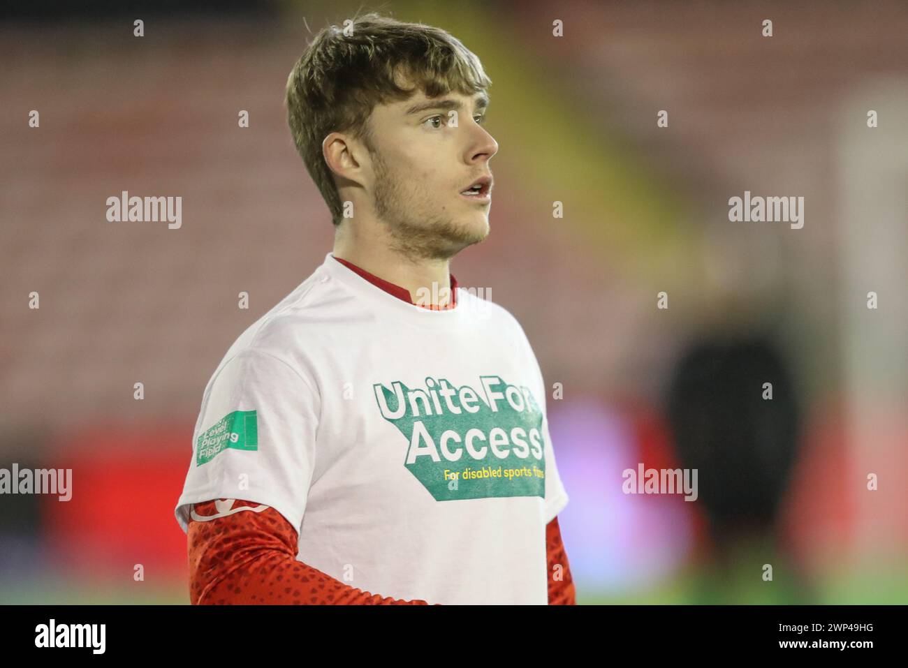 Luca Connell of Barnsley in the pregame warmup session during the Sky ...