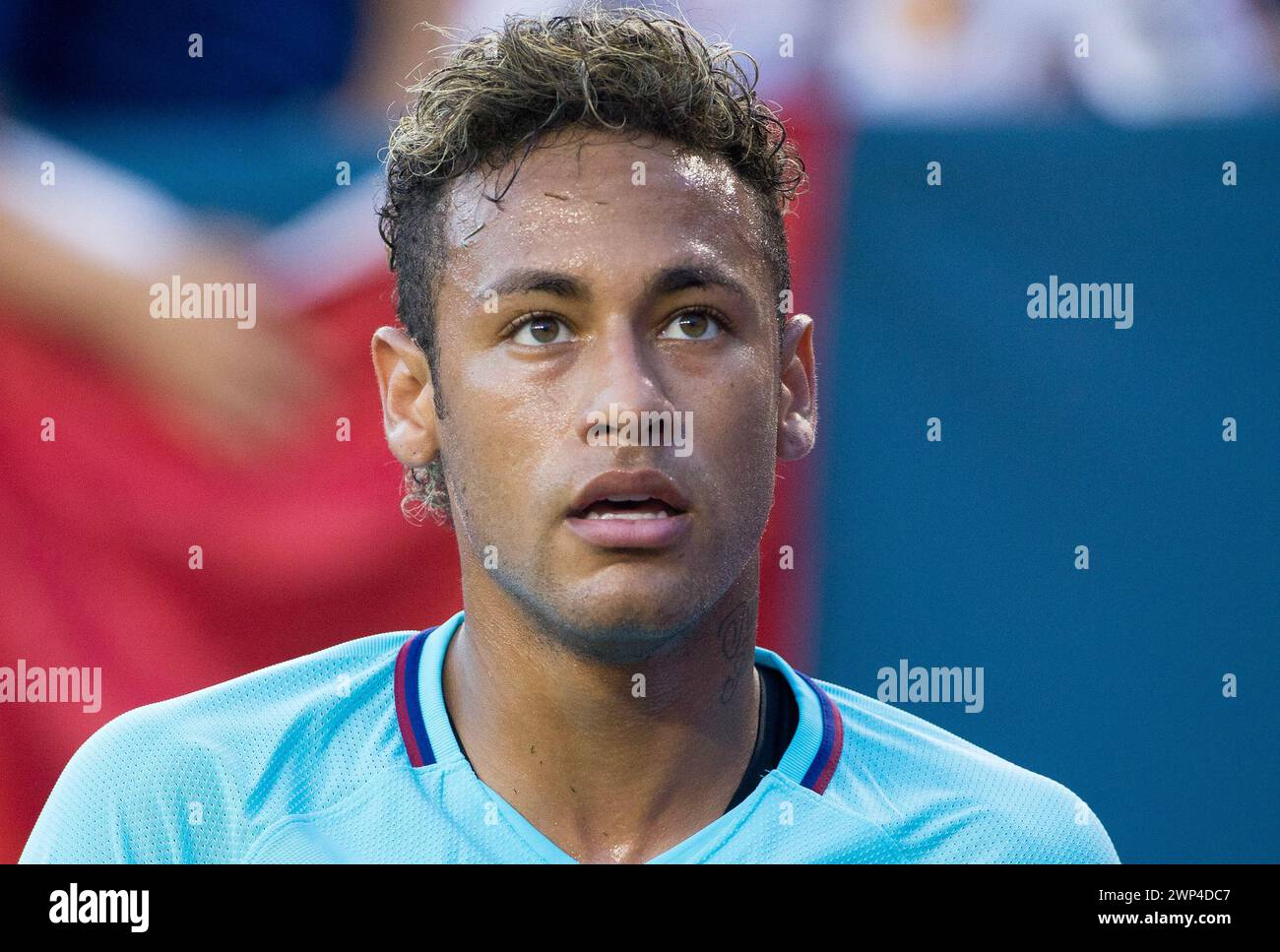 LANDOVER, MD - JULY 26: Barcelona forward Neymar (11) looks up as he ...