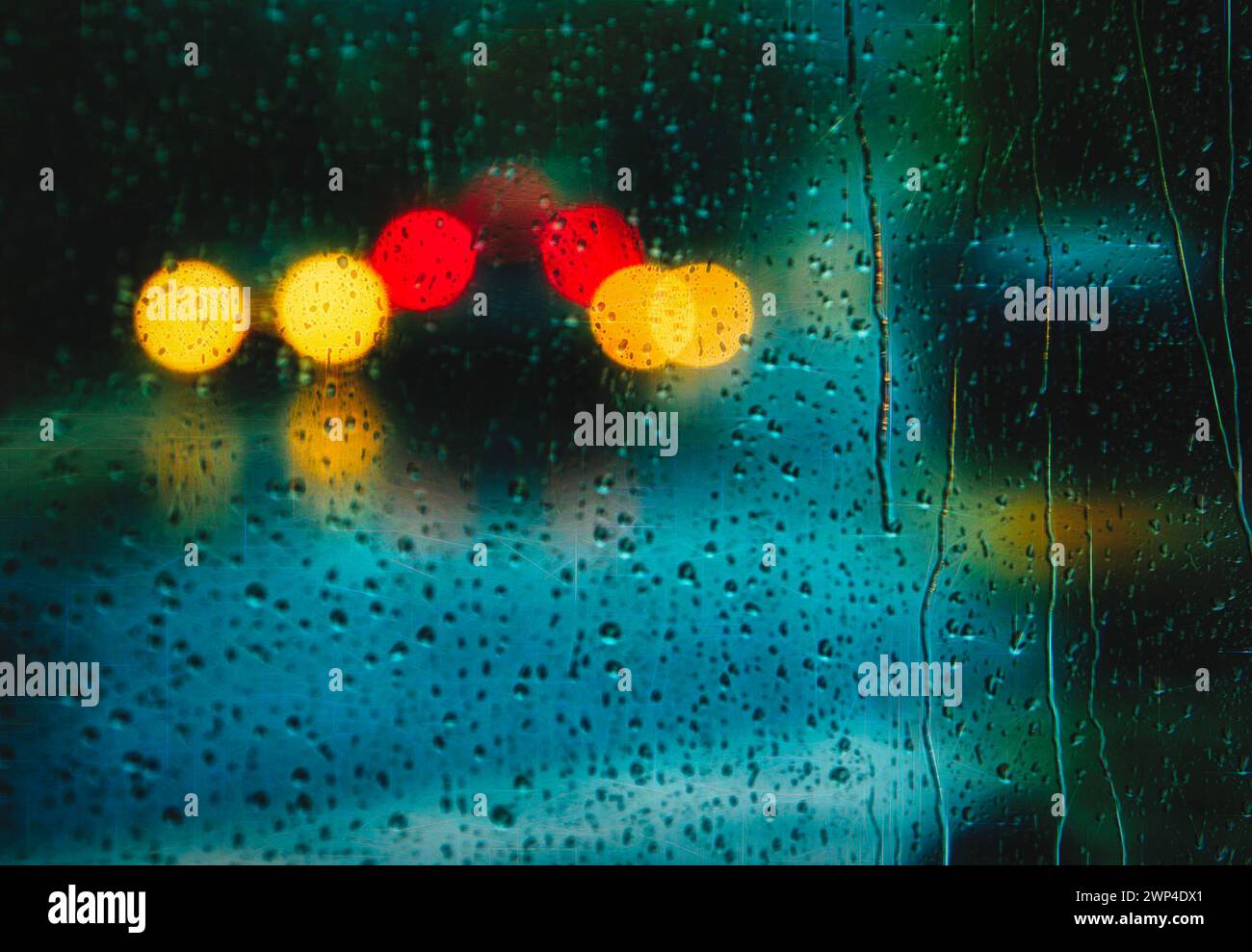 Headlights images hi-res stock photography and images - Alamy