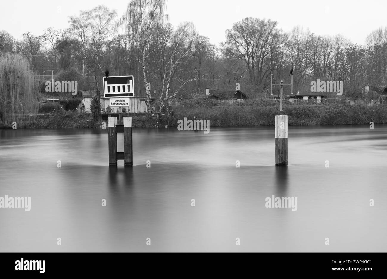 Long exposure, lock canal on the Spree in Berlin-Charlottenburg, Berlin ...