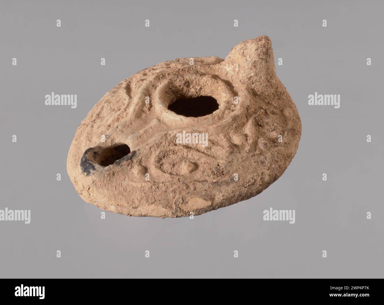 Olive lamp; 2. PO. VII-VIII century (651-00-00-800-00-00);Arabic ...