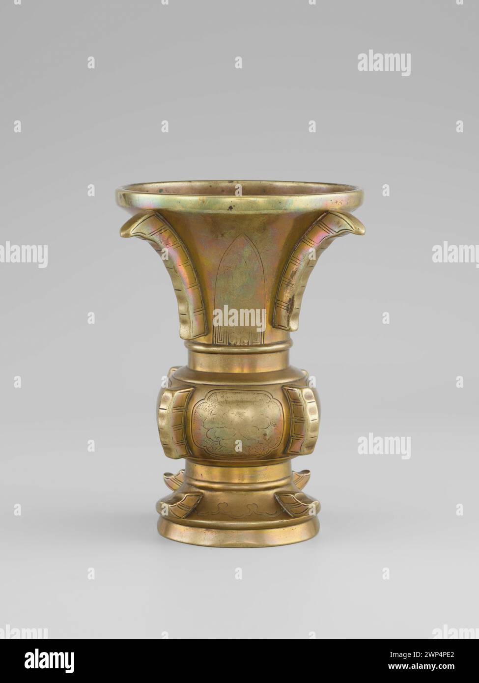 Gu vase hi-res stock photography and images - Alamy