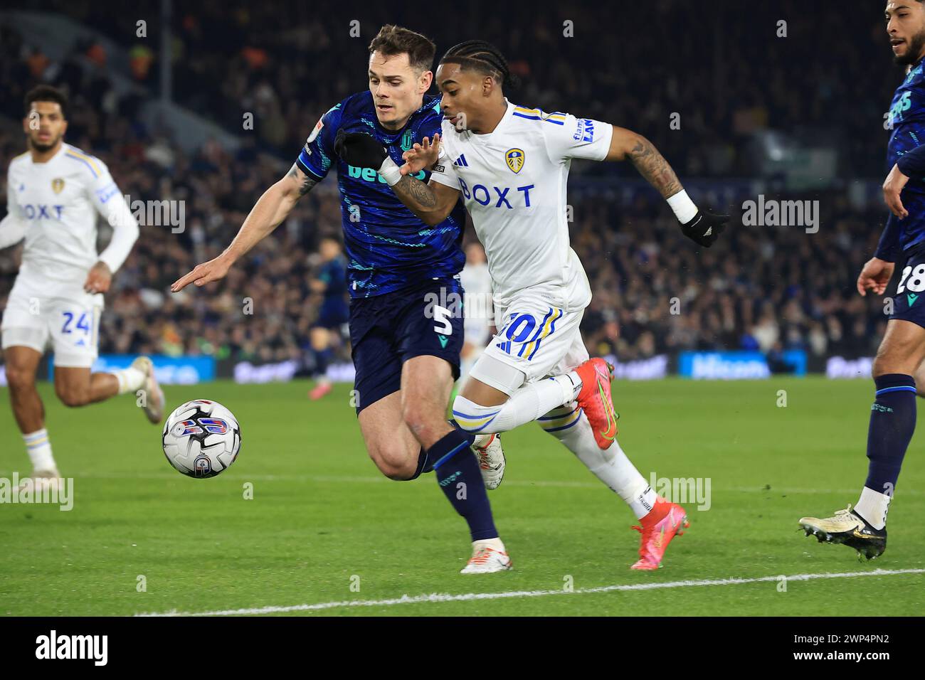 Leeds, UK. 05th Mar, 2024. Crysencio Summerville of Leeds United takes ...