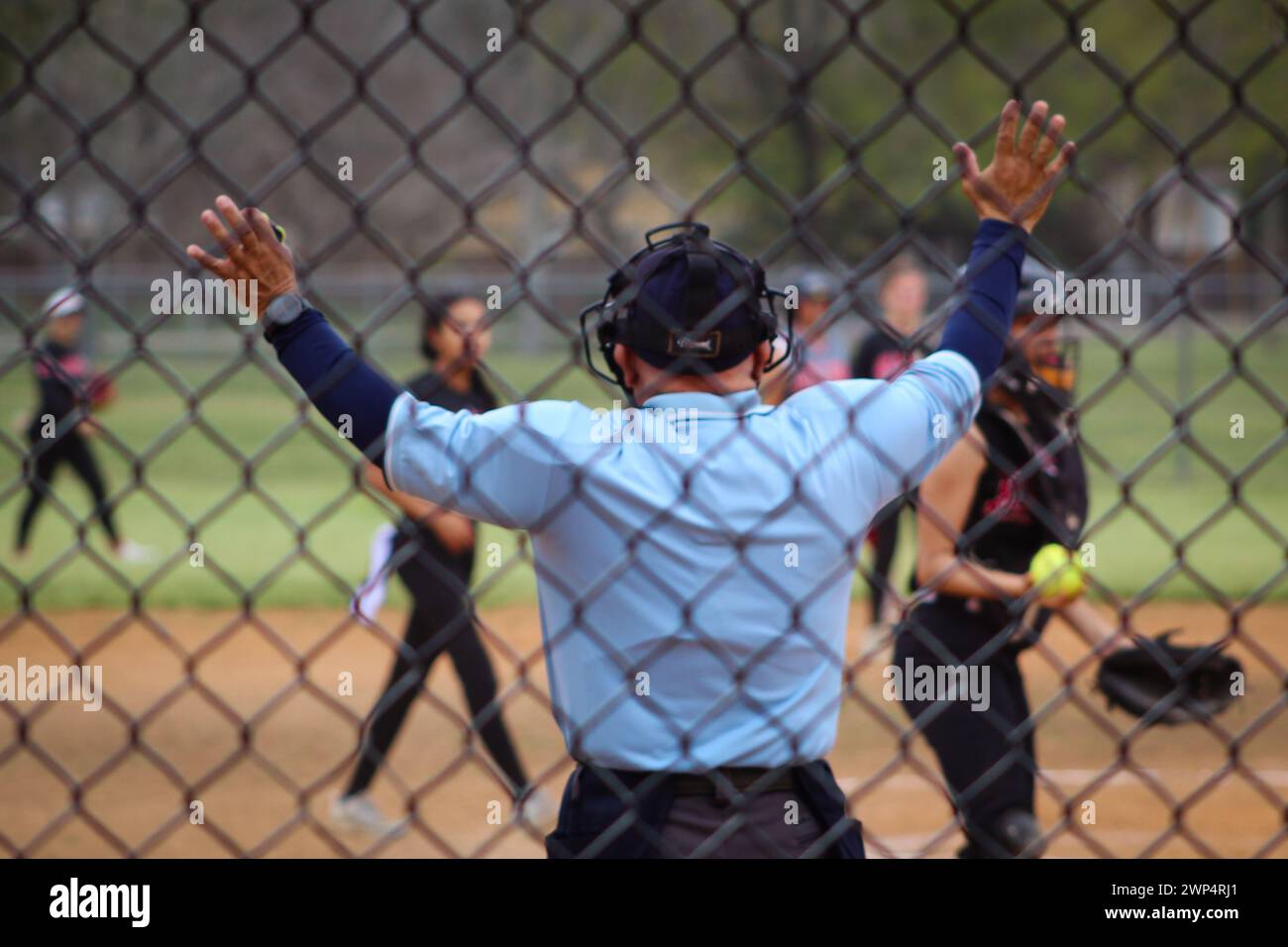 Umpire uniform hi-res stock photography and images - Alamy