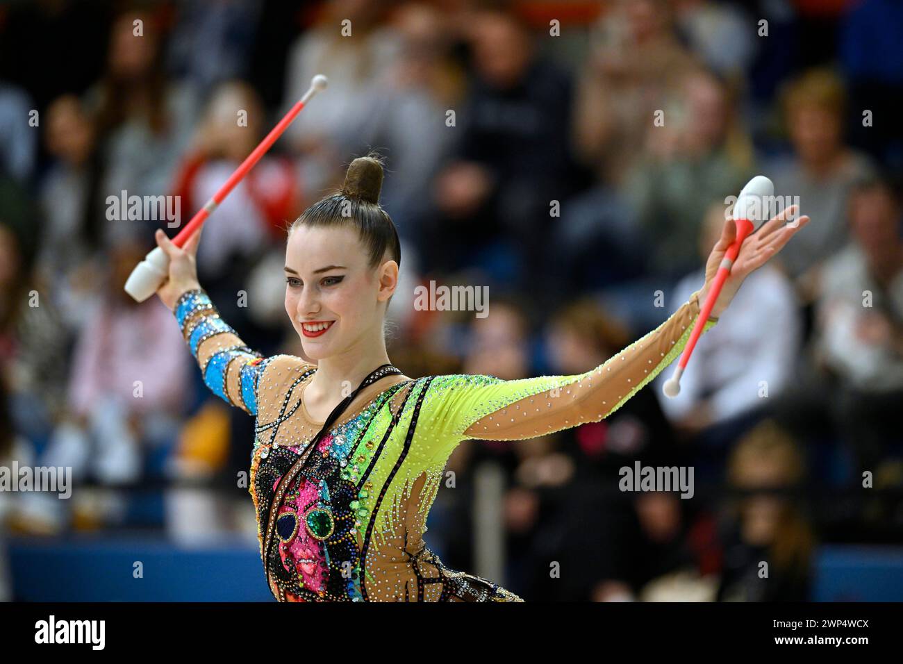 World champion Darja Varfolomeev (GER), action, clubs, rhythmic ...