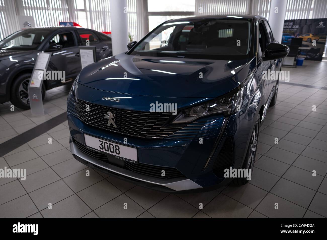 new Peugeot 3008 Plug-In Hybrid4 300, French manufacturer PSA Peugeot ...