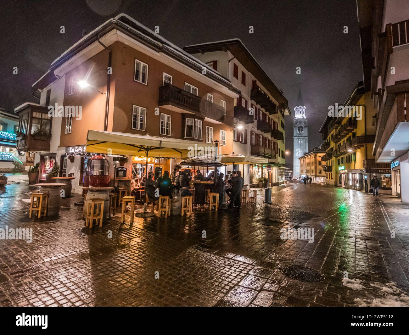 Cortina d ampezzo calendars hi-res stock photography and images - Alamy
